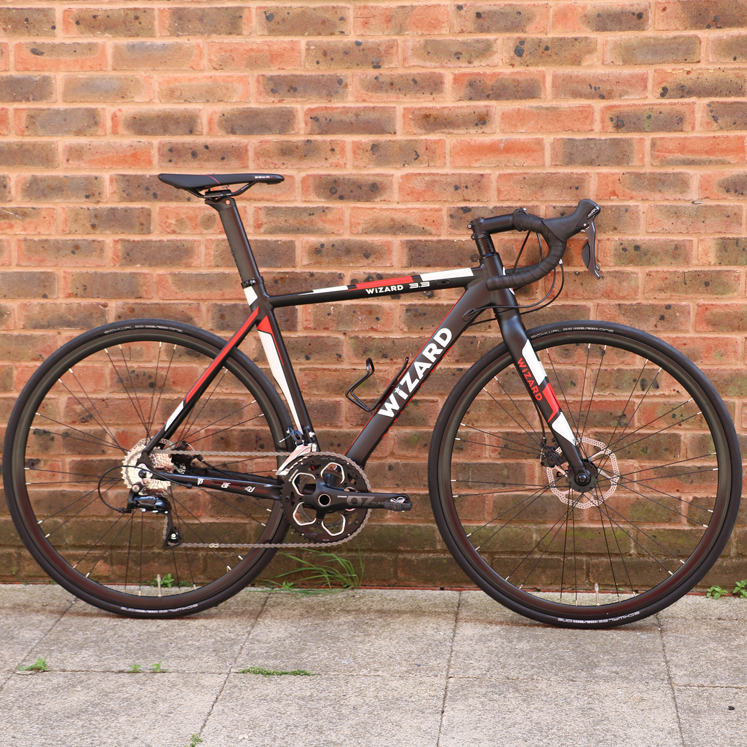 Wizard Lighting 3.3 Disc Sora Road Bike | Merlin Cycles