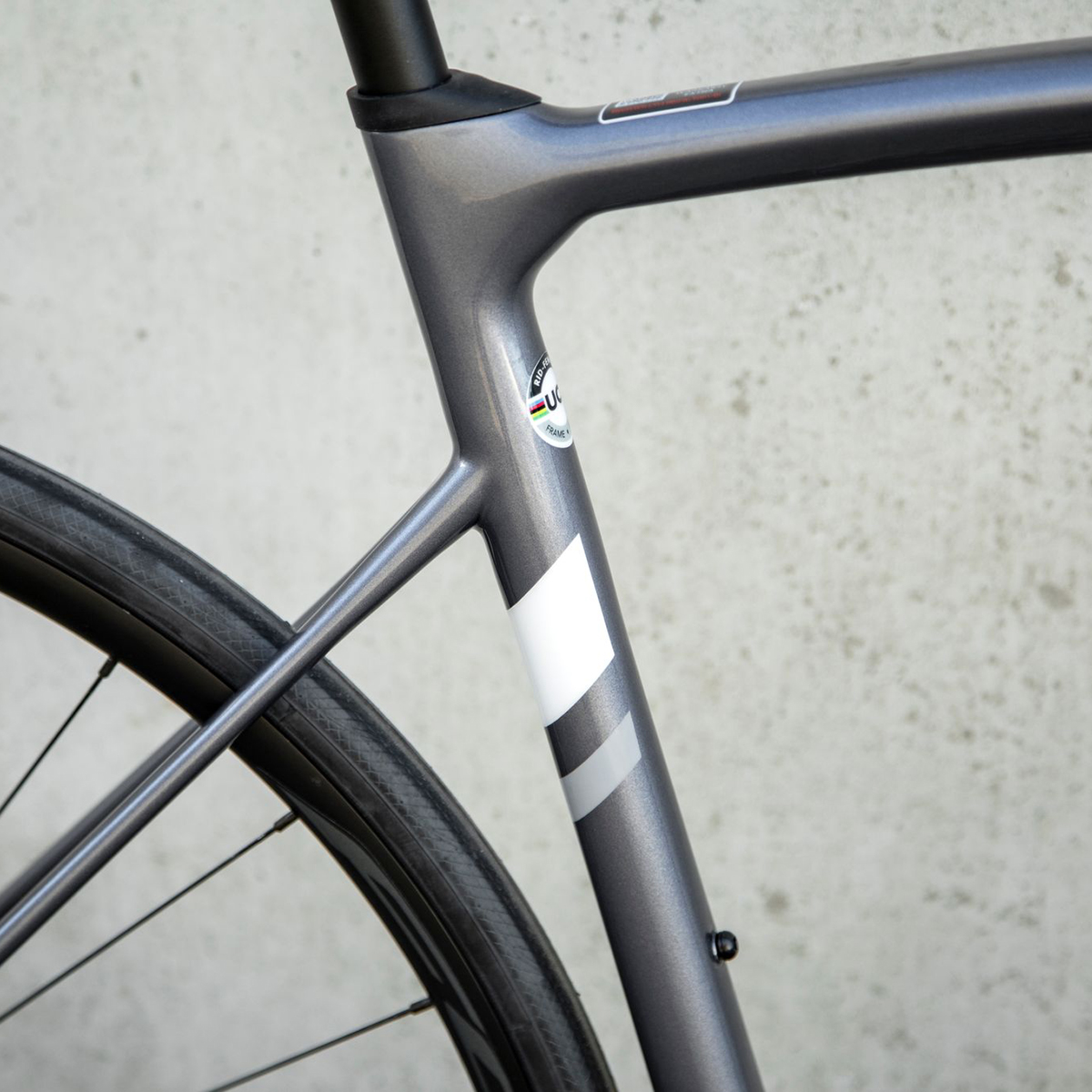 Ridley Fenix Disc 105 Carbon Road Bike - 2023 | Merlin Cycles