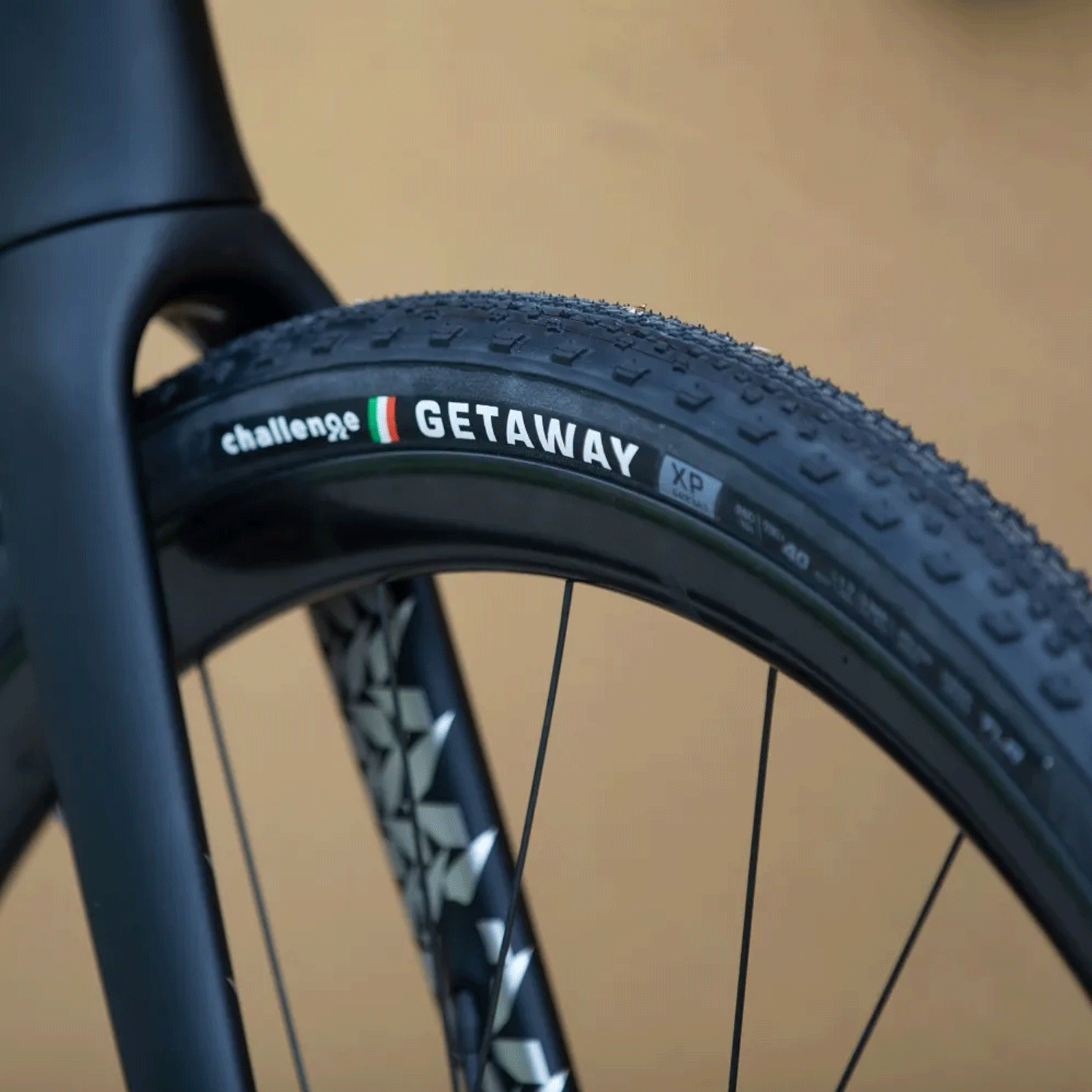 Challenge Getaway XP Handmade Tubeless Ready Gravel Tyre - 700c ...