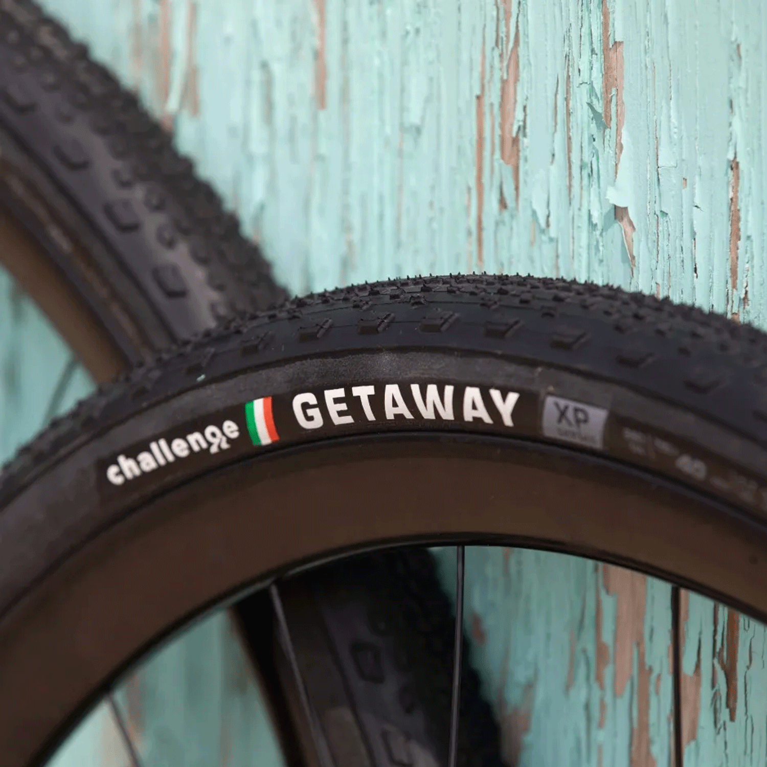Challenge Getaway XP Handmade Tubeless Ready Gravel Tyre - 700c | Merlin Cycles
