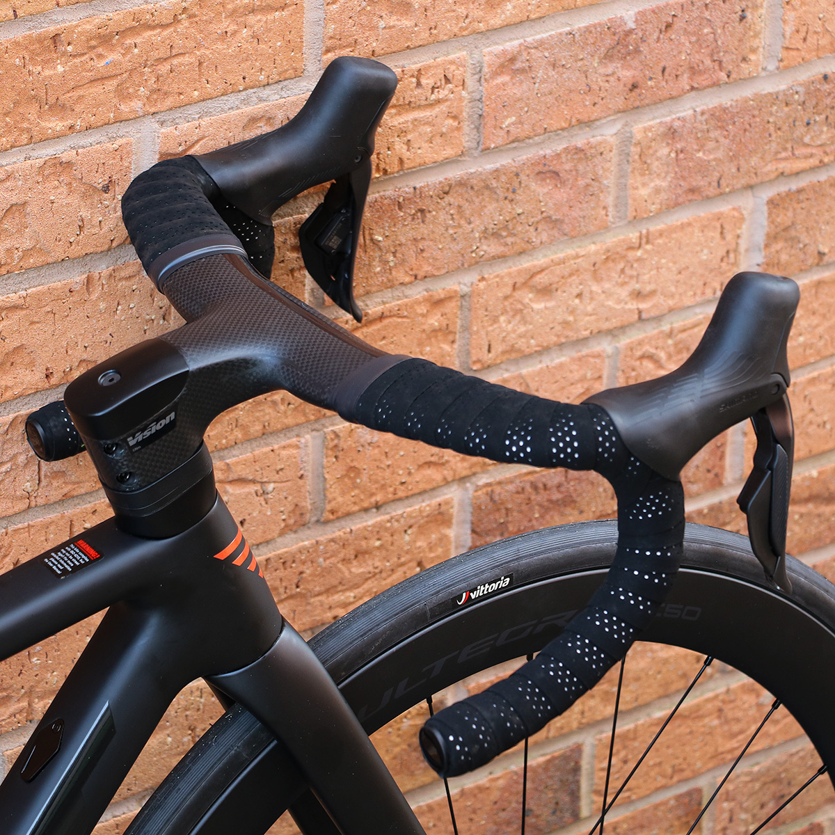 Felt FR Advanced+ Ultegra Di2 Carbon Road Bike - 2025 | Merlin Cycles