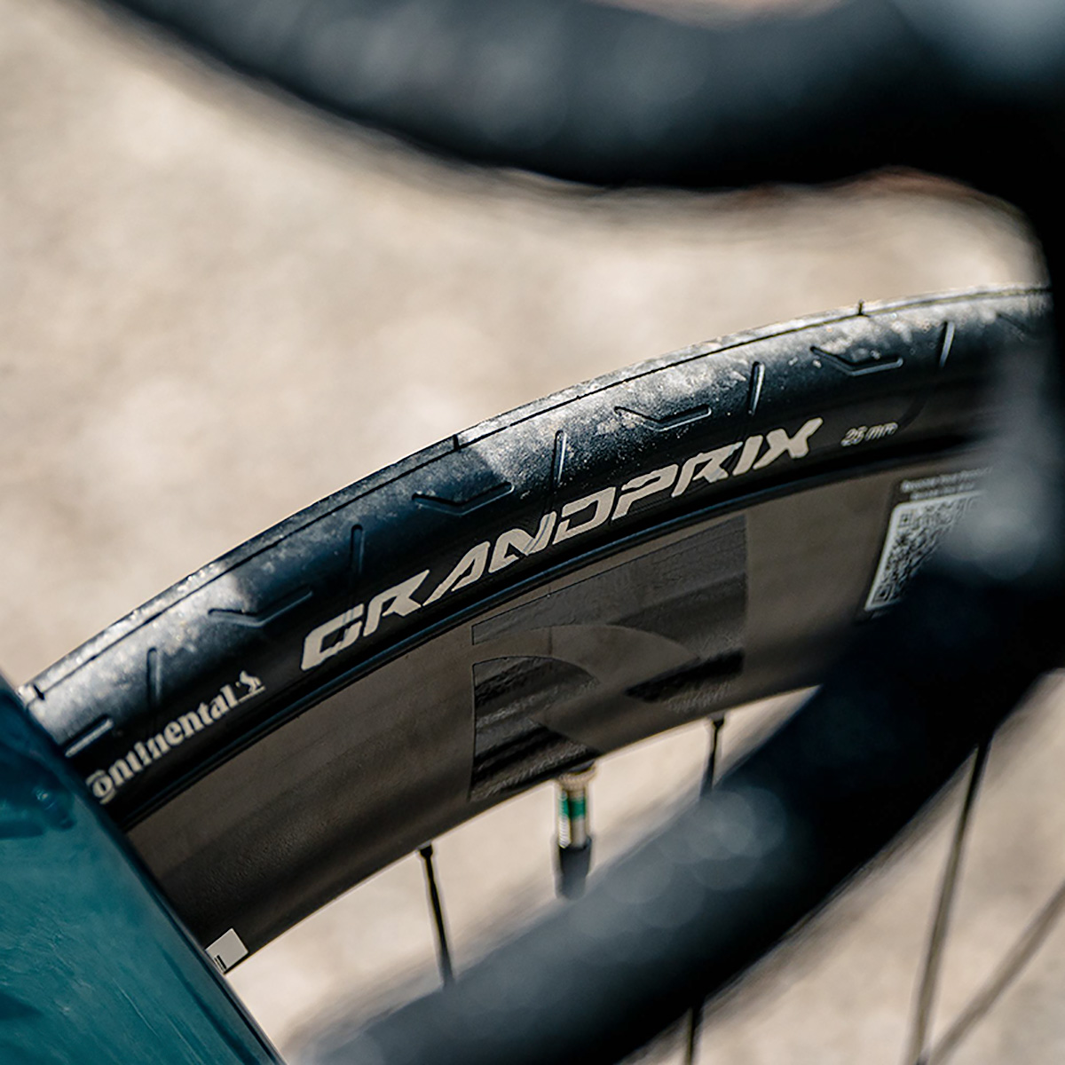 Felt AR Advanced Ultegra Di2 Carbon Road Bike - EX Display