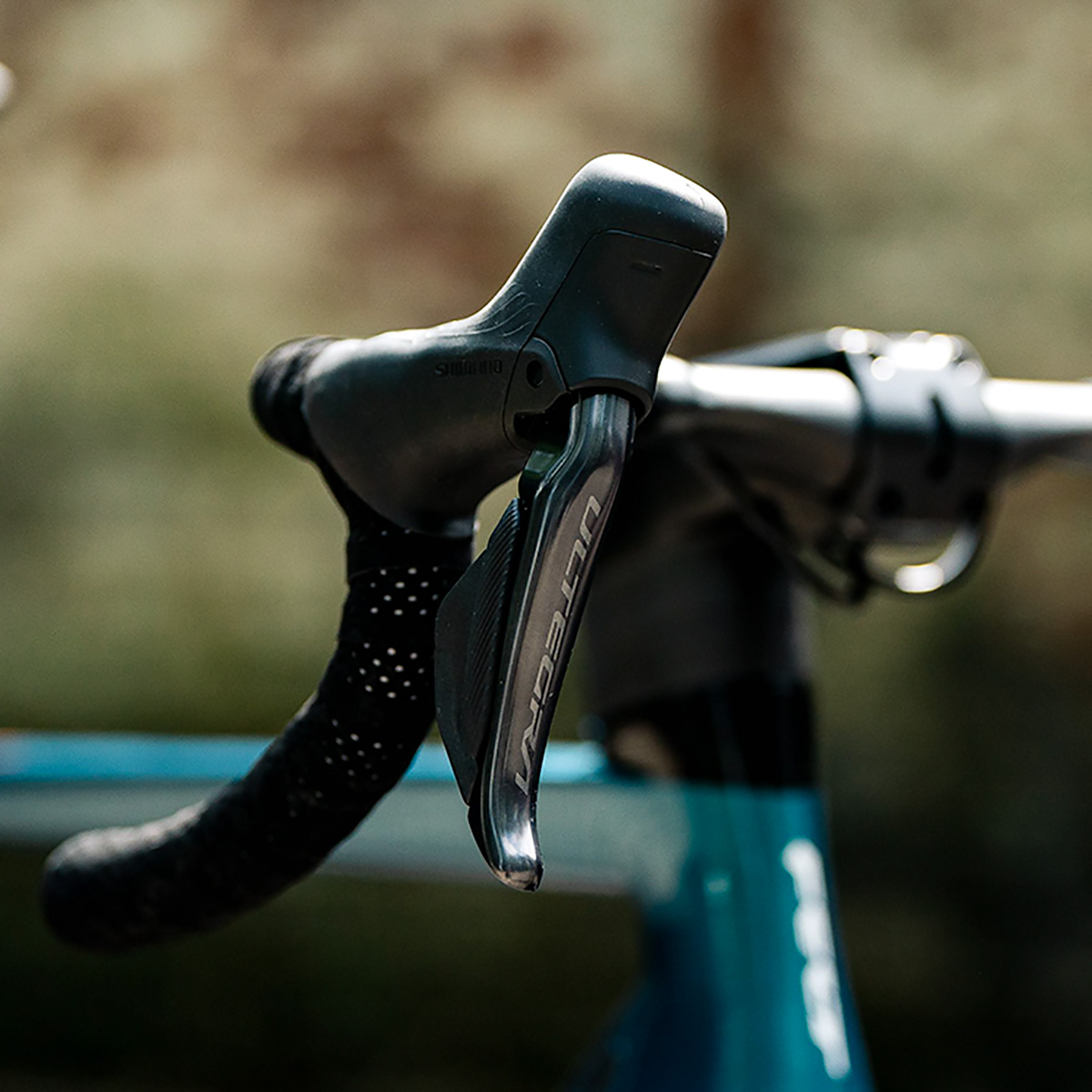 Felt AR Advanced Ultegra Di2 Carbon Road Bike - EX Display