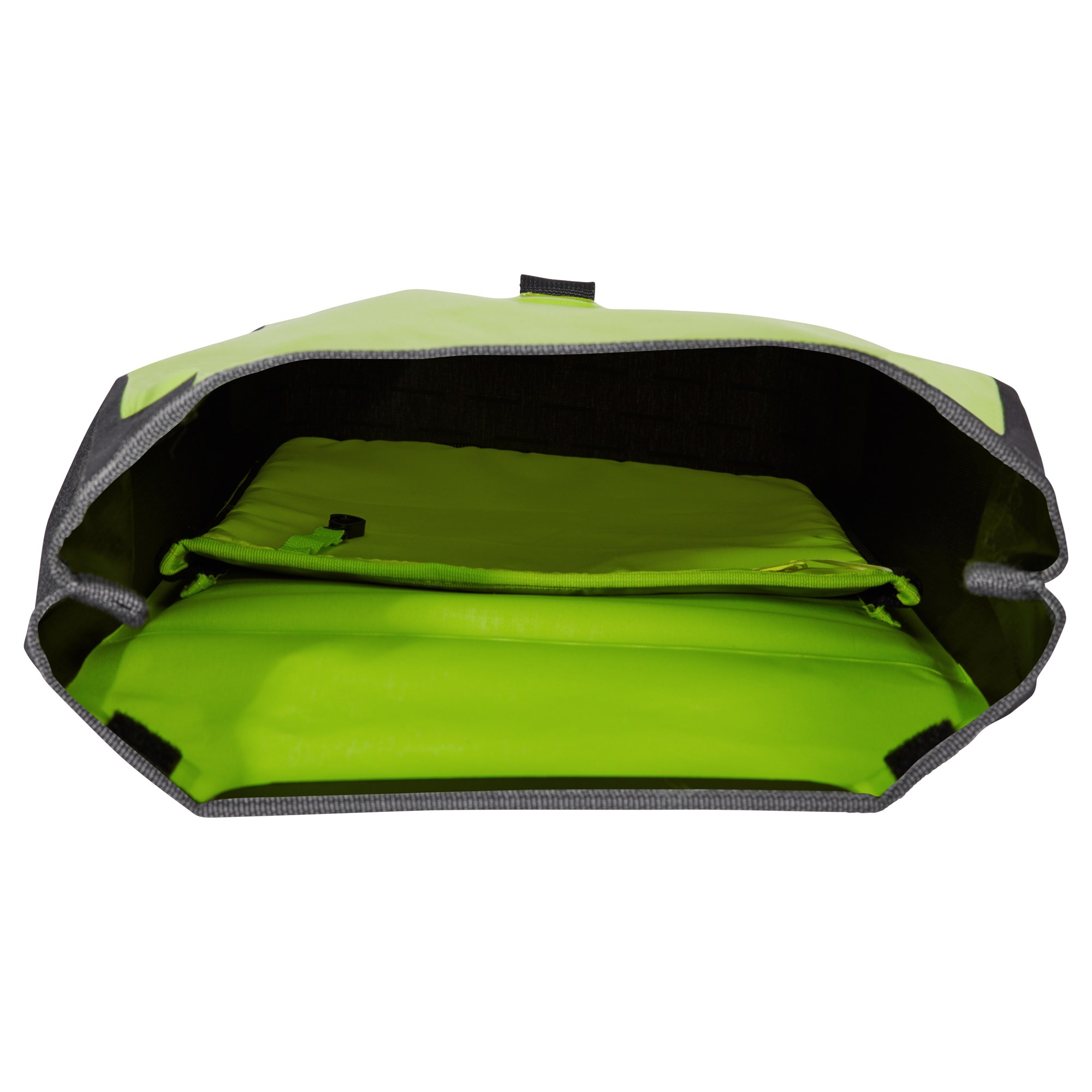 Altura Thunderstorm City 20 Waterproof Backpack | Merlin Cycles