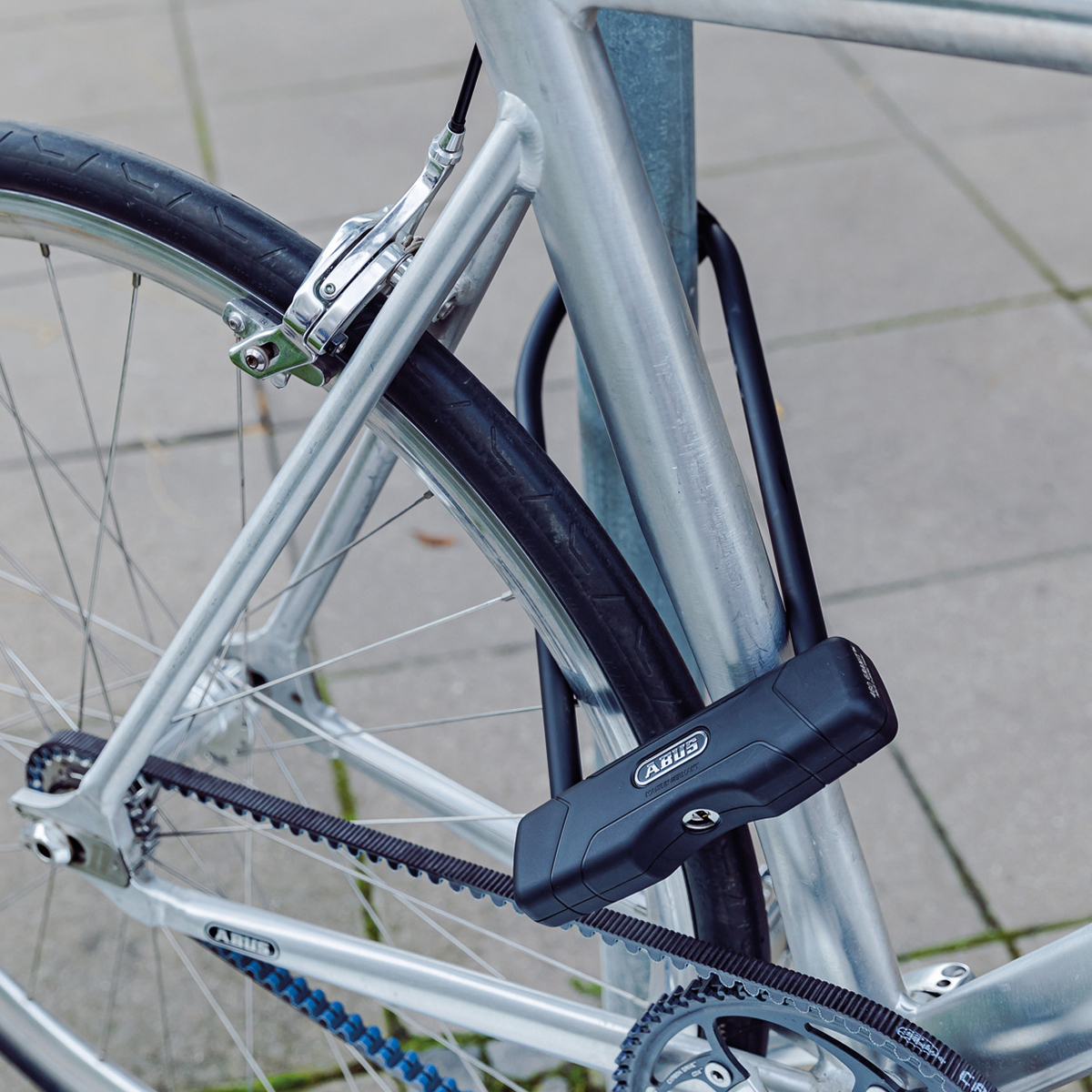 Abus Granit 460 U-Shackle Lock | Merlin Cycles