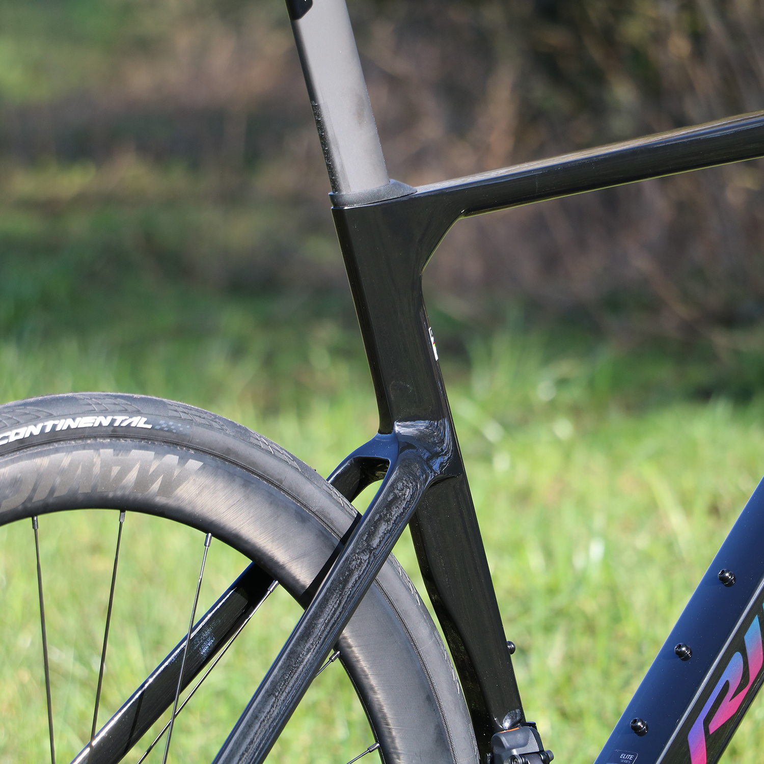 Ridley Noah 3.0 Ultegra Di2 Carbon Custom Road Bike | Merlin Cycles