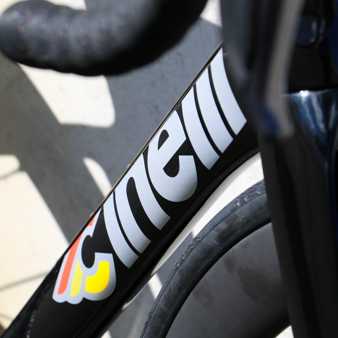 Cinelli Pressure Ultegra Di2 50|50 Carbon Road Bike | Merlin Cycles