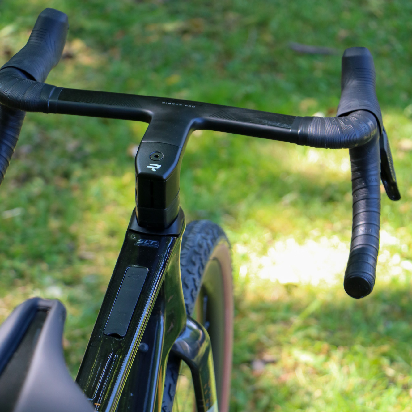 Ridley ASTR RS Red XPLR 32|GR Carbon Gravel Bike | Merlin Cycles