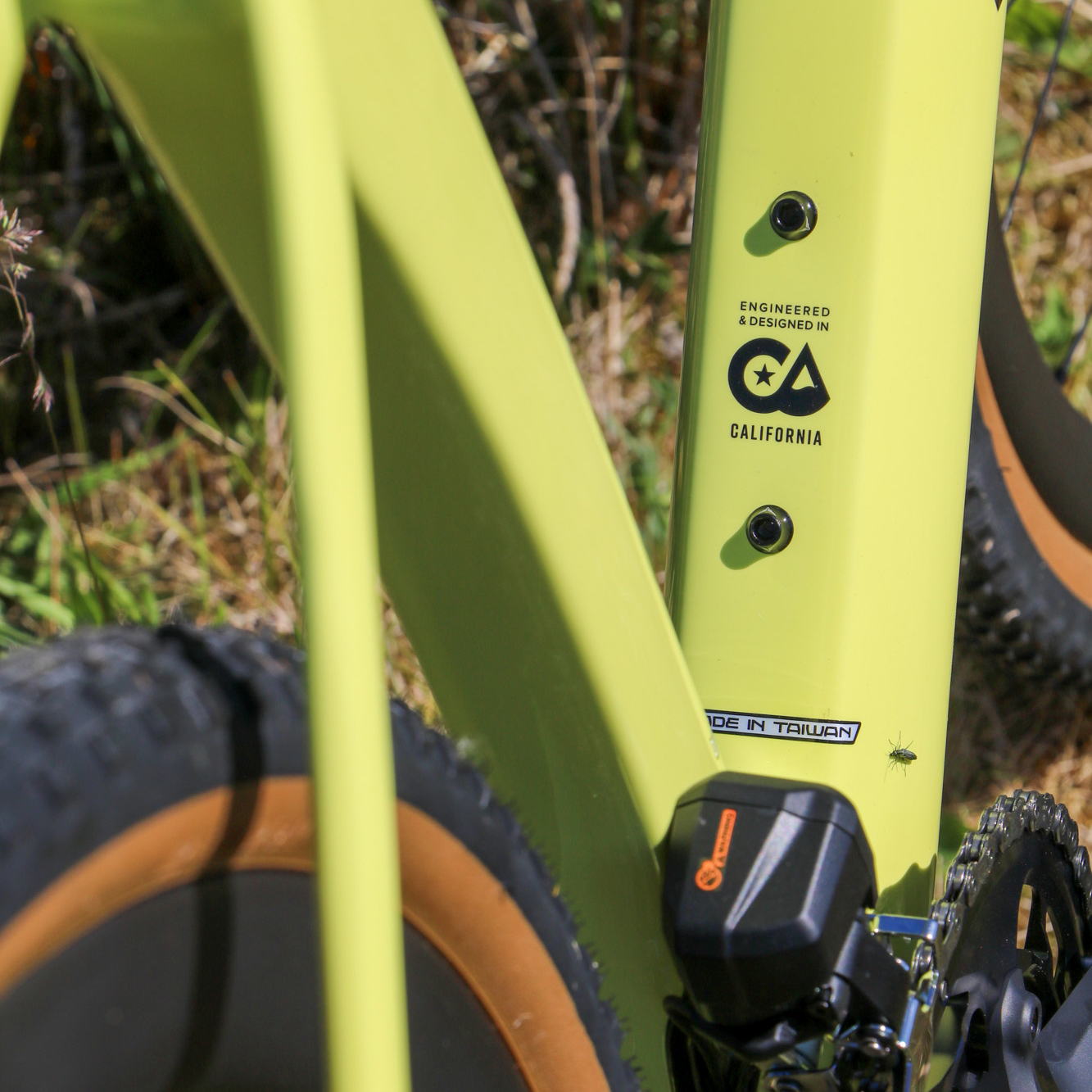 Felt Breed C GRX Di2 34|37 Carbon Gravel Bike | Merlin Cycles