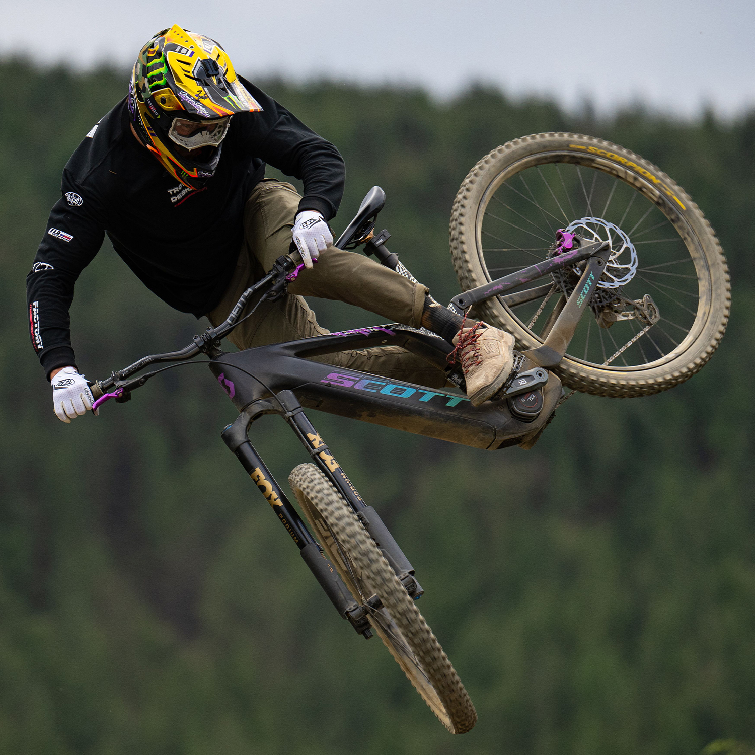 Fox Podium Factory Grip X2 MTB Forks - 29" | Merlin Cycles