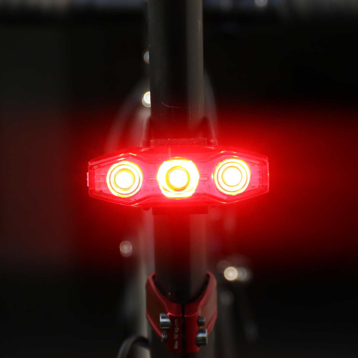 CatEye VIZ 300 Rechargeable Rear Light | Merlin Cycles