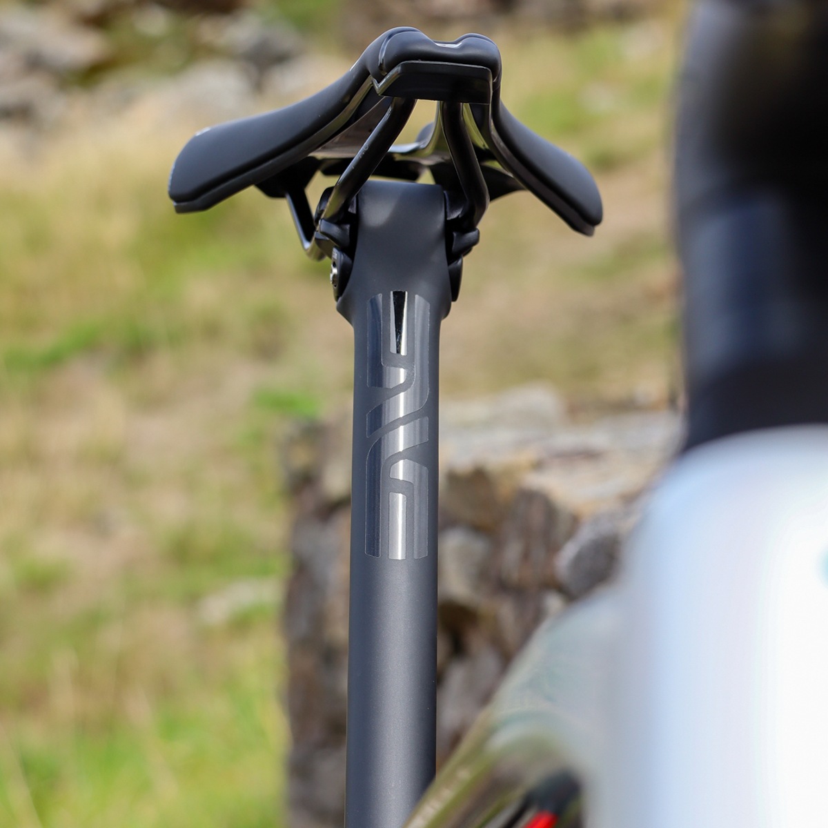 Felt Breed FRD UN1TD LE Red XPLR Carbon Gravel Bike - Limited Edition ...