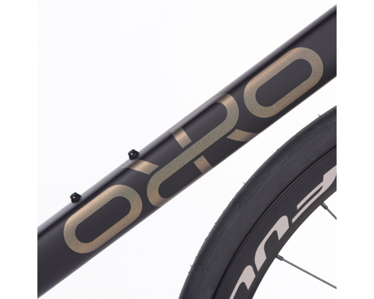 Orro Gold STC 105 Di2 Carbon Road Bike - 2024 | Merlin Cycles