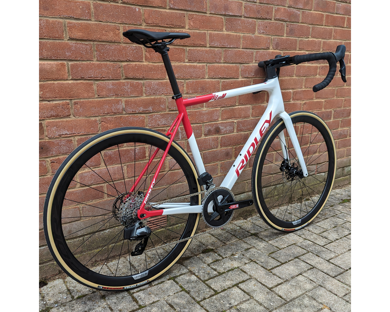 Ridley Helium Disc Rival Etap Carbon Road Bike - 2023 | Merlin Cycles