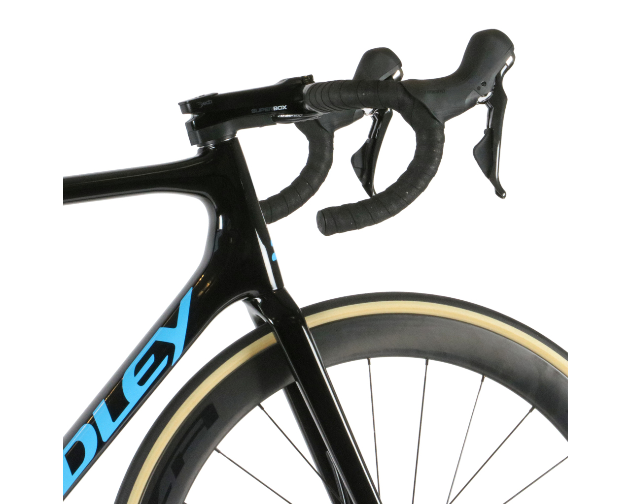 Ridley Helium Disc Ultegra Carbon Road Bike | Merlin Cycles