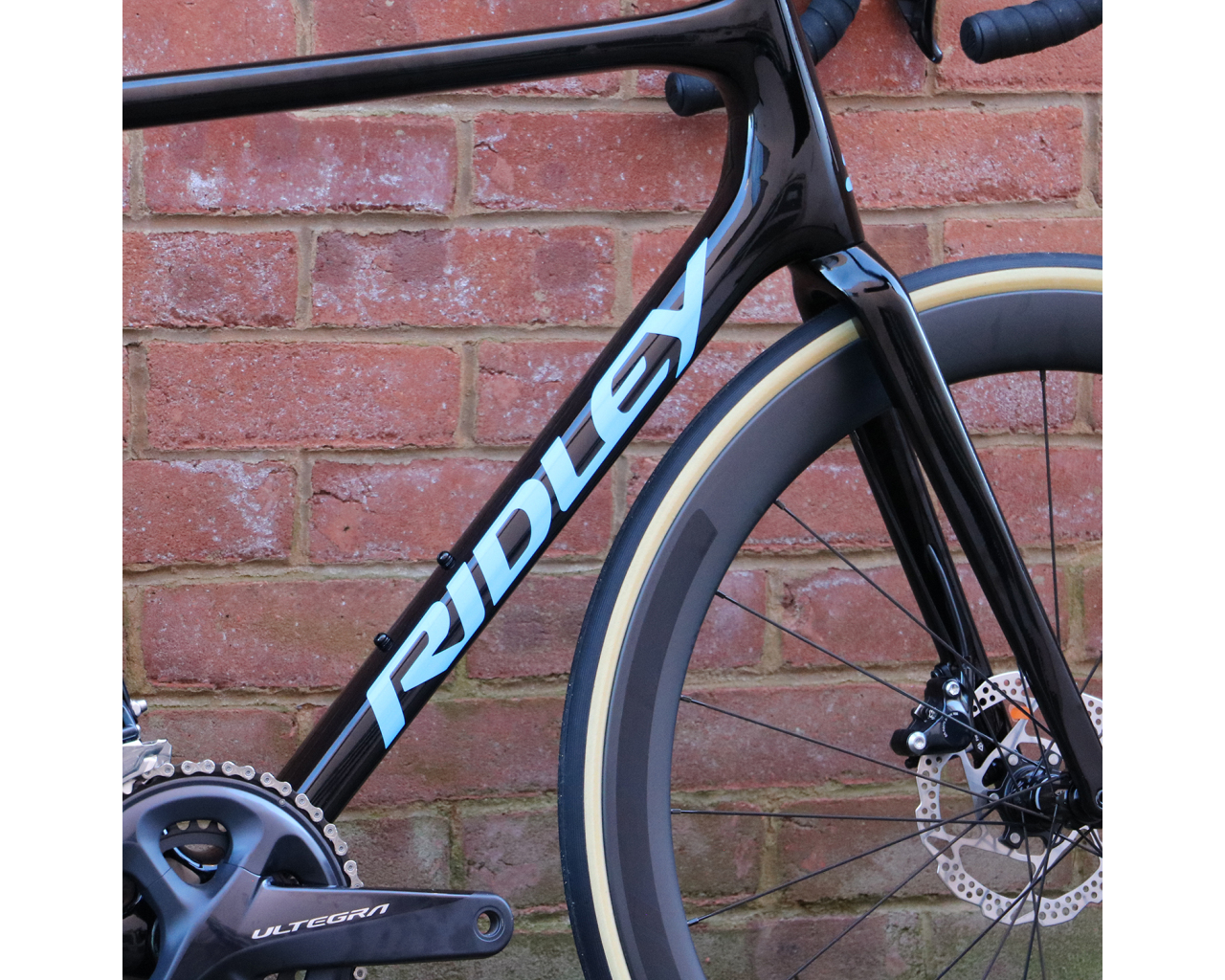 Ridley Helium Disc Ultegra Carbon Road Bike