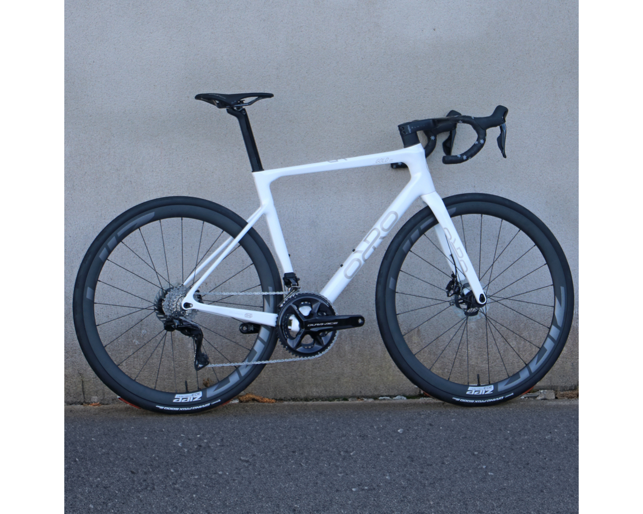 Orro Gold STC Dura Ace Di2 Zipp Limited Edtion Carbon Road Bike ...