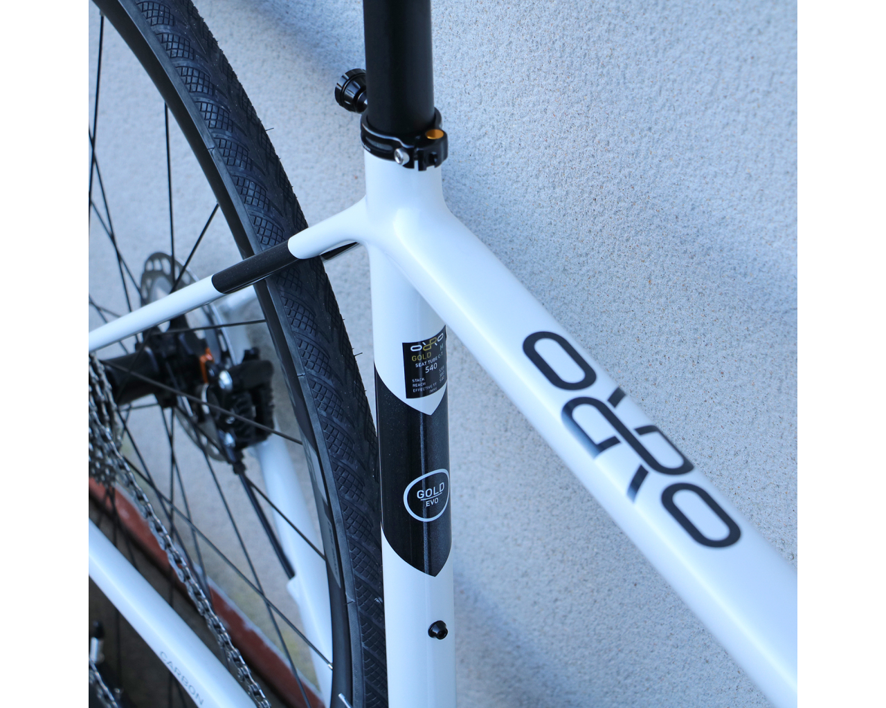 Orro Gold Evo 105 Team 35 Carbon Road Bike | Merlin Cycles