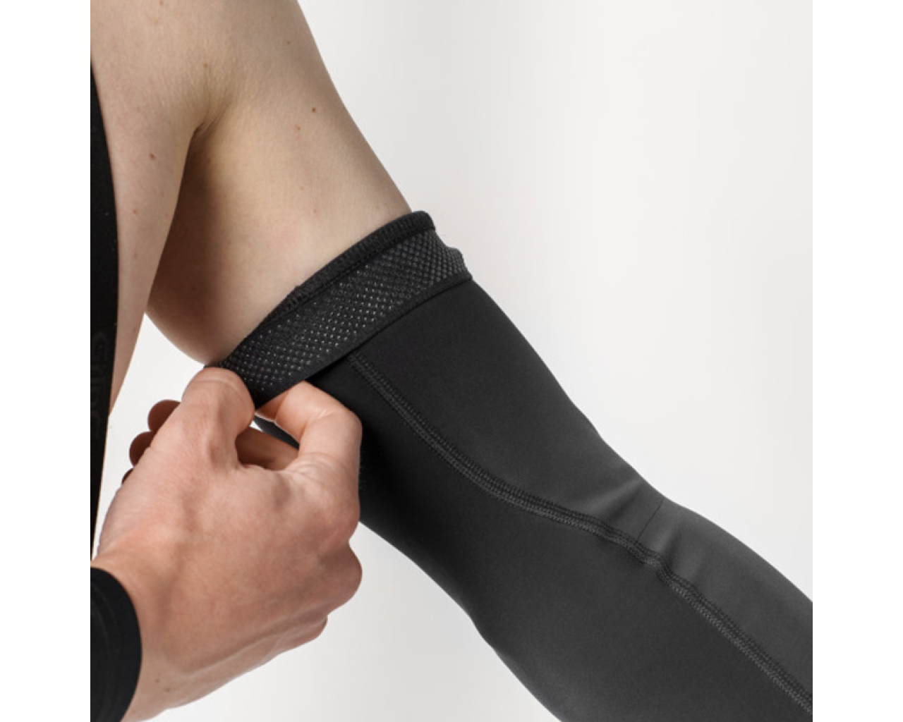 GripGrab AquaRepel 2 Water-Resistant Arm Warmers | Merlin Cycles