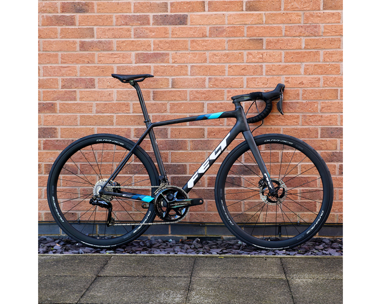 Felt FR FRD Ultimate Dura Ace Di2 Carbon Road Bike | Merlin Cycles