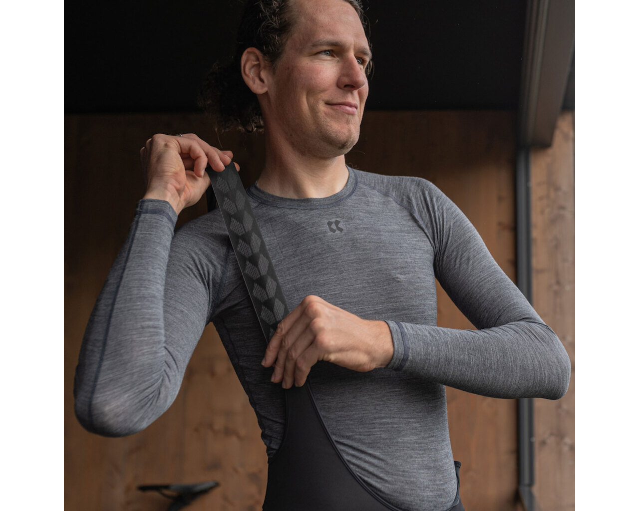Kalas Long Sleeve Merino Base Layer | Merlin Cycles
