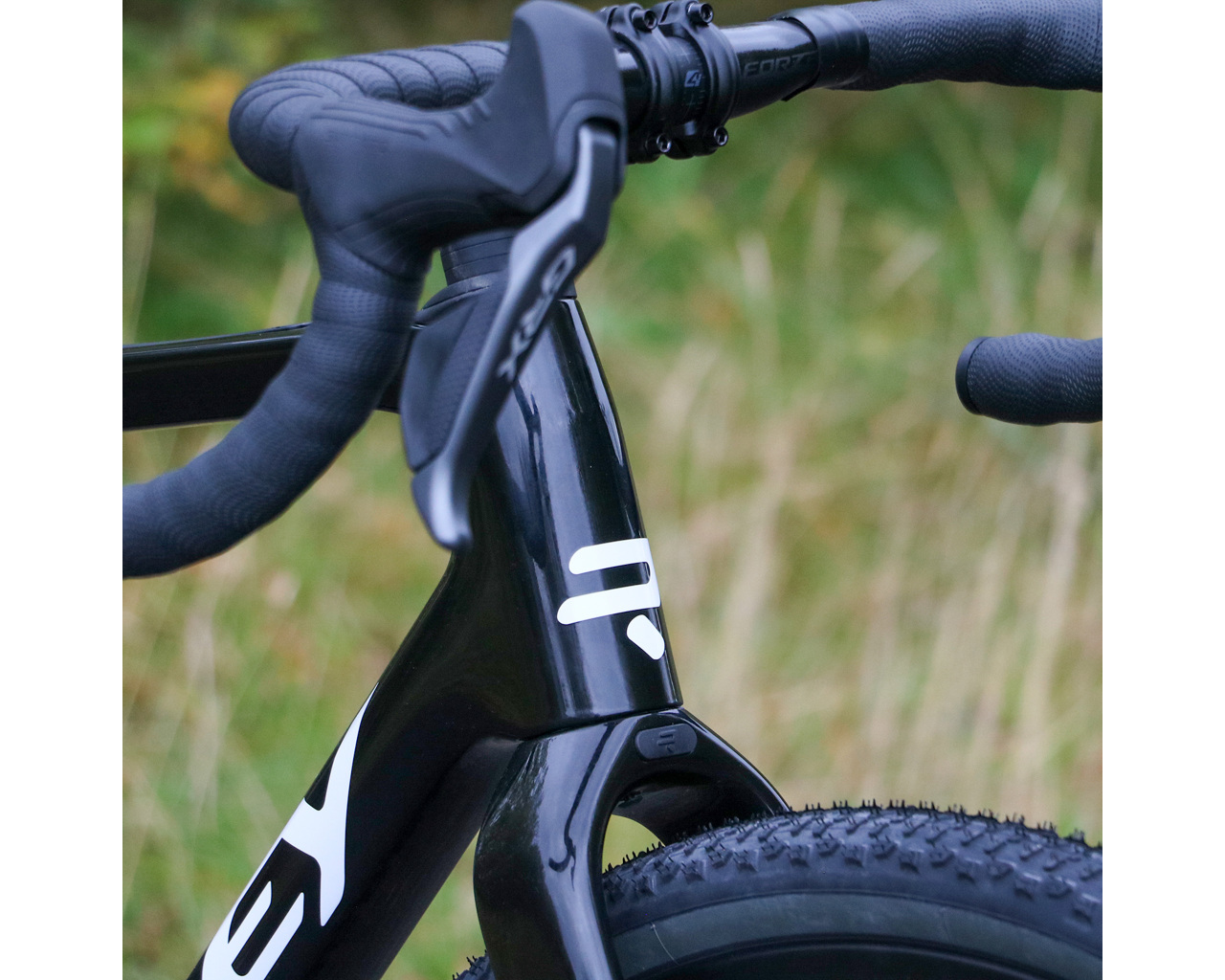 Ridley Kanzo Adventure GRX Di2 Levanto Carbon Gravel Bike | Merlin Cycles