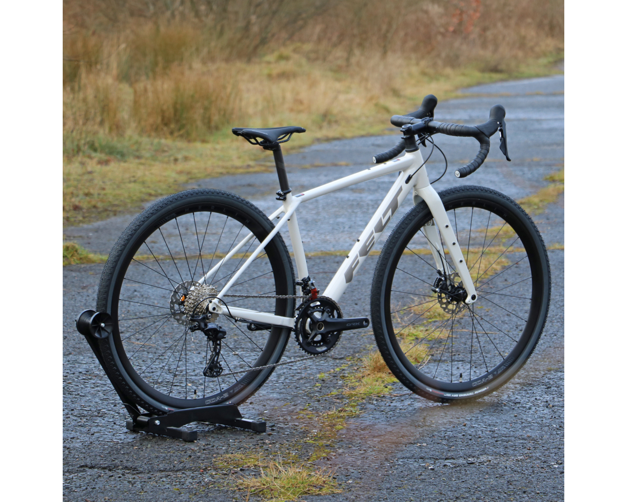 Felt Breed 30 GRX Gravel Bike - Boxed Bike | Merlin Cycles