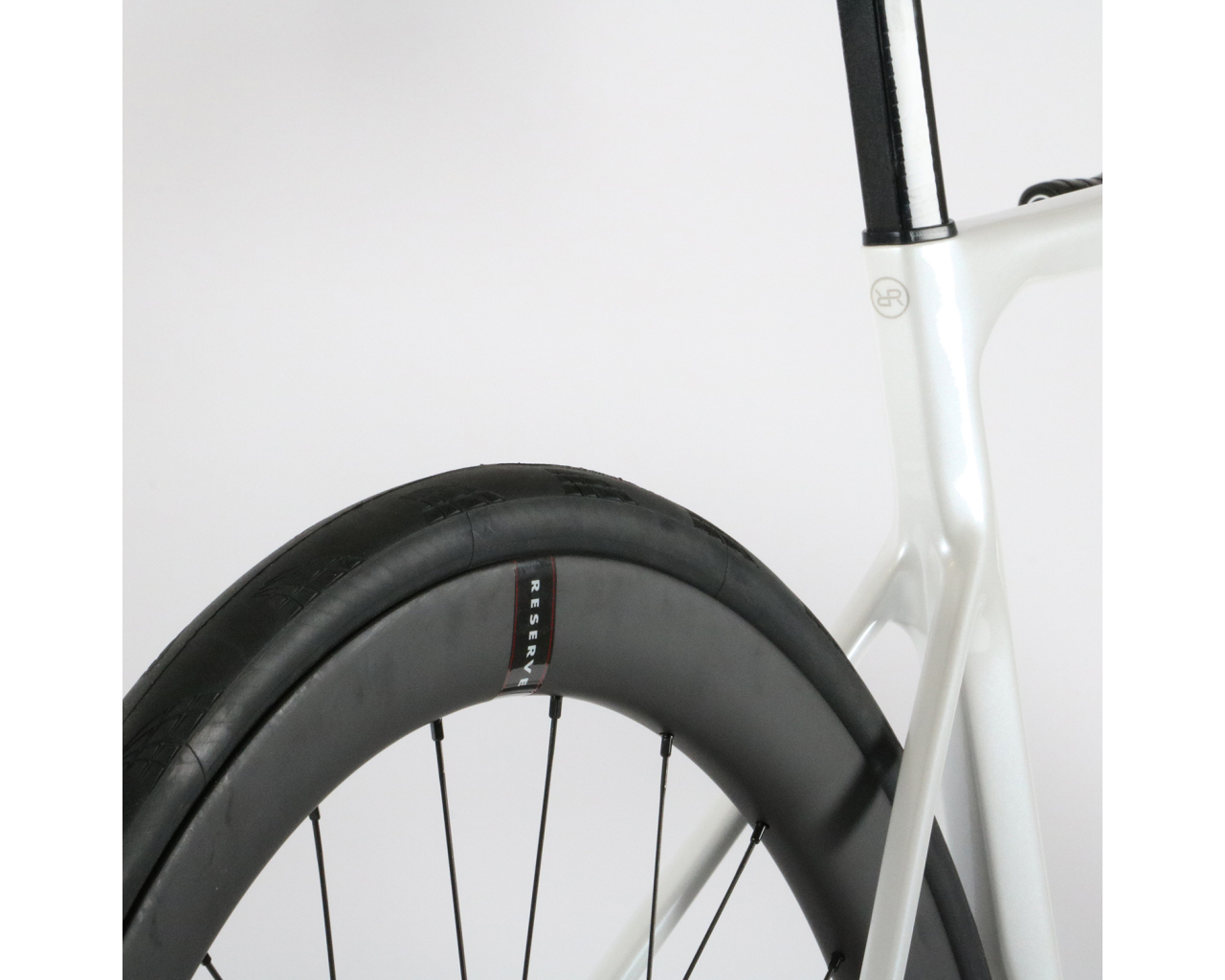 Orro Gold STC Dura Ace Di2 40|44 Carbon Road Bike | Merlin Cycles