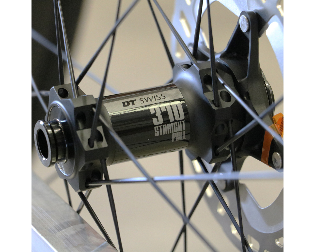 Reserve 34|37 DT Swiss 370 Carbon Road Wheelset With Tyres And Rotors ...