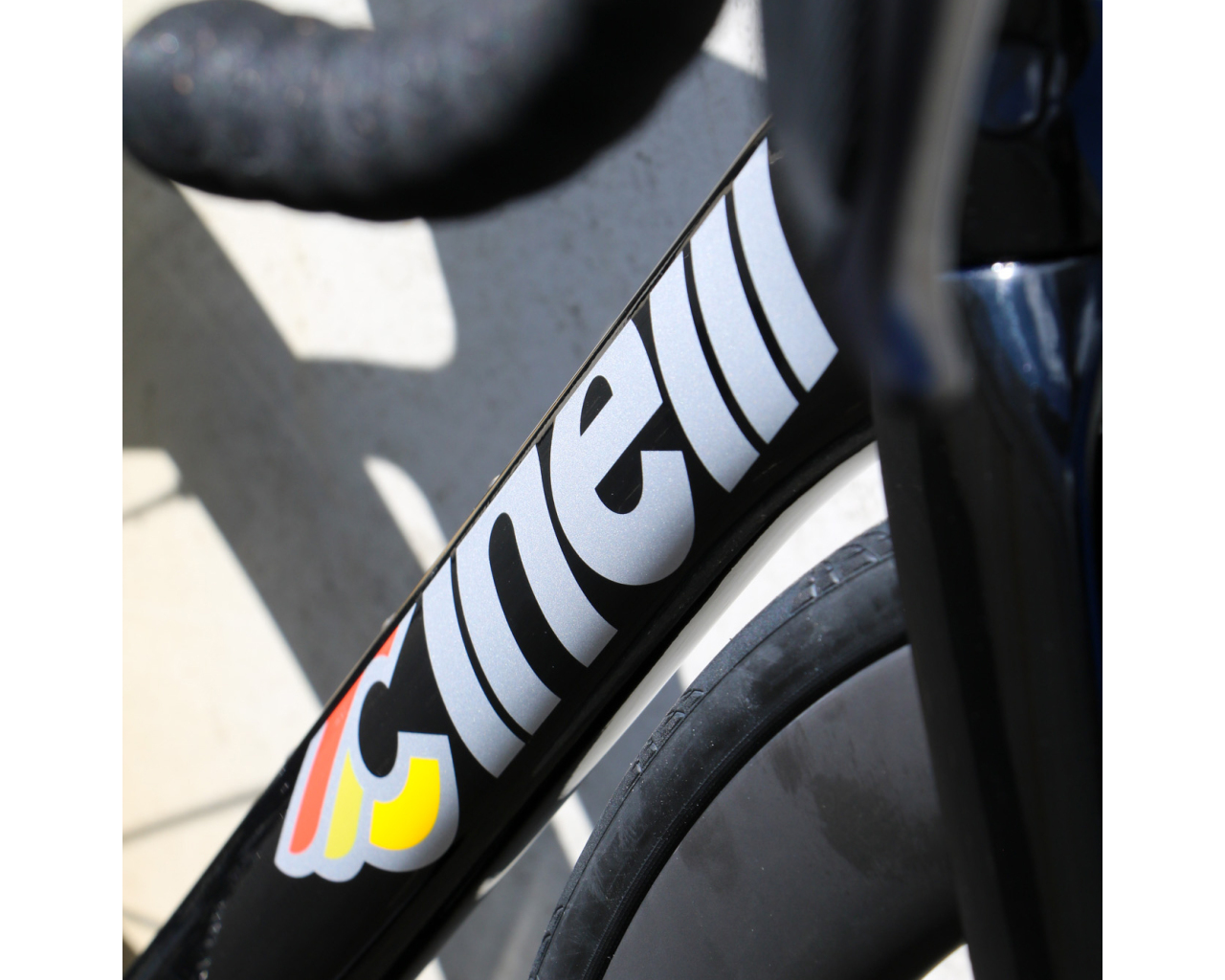 Cinelli Pressure Ultegra Di2 50|50 Carbon Road Bike | Merlin Cycles