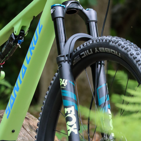 Santa Cruz Blur 4 CC XT Mountain Bike | Merlin Cycles