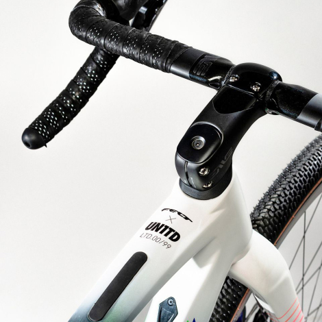 Felt Breed FRD UN1TD LE Red XPLR Carbon Gravel Bike - Limited Edition | Merlin Cycles