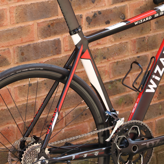 Wizard Lighting 3.3 Disc Sora Road Bike