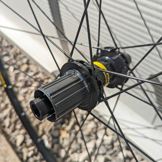 Mavic Aksium Disc Road Wheelset - 700c | Merlin Cycles