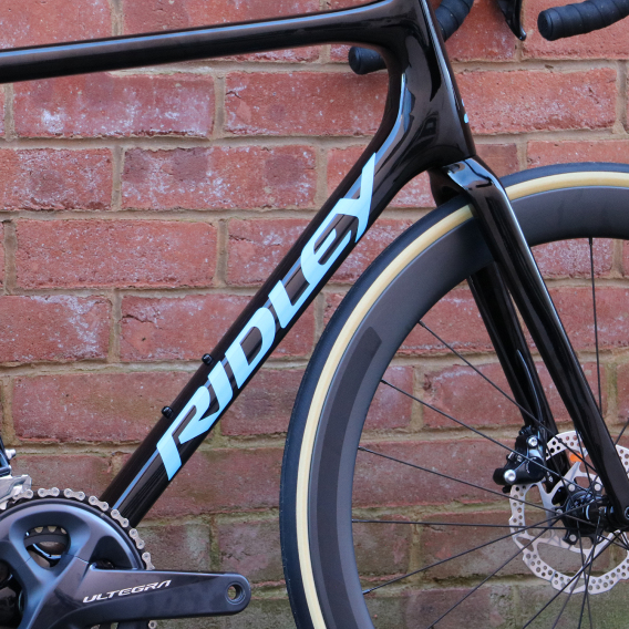 Ridley Helium Disc Ultegra Carbon Road Bike | Merlin Cycles